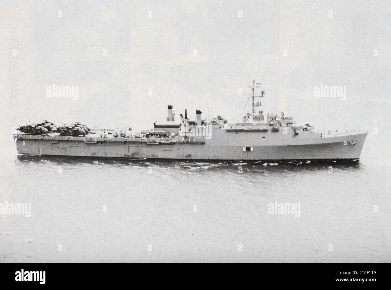 USS Ogden (LPD-5) returns to Subic Bay in 1973 Stock Photo - Alamy