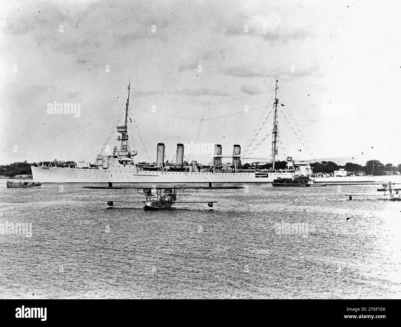 USS Omaha (CL-4) passing the San Diego Naval Station, circa 1925-1926 ...