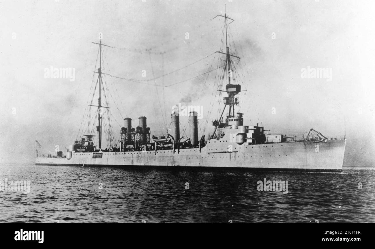 USS Omaha (CL-4) circa in 1923 Stock Photo - Alamy