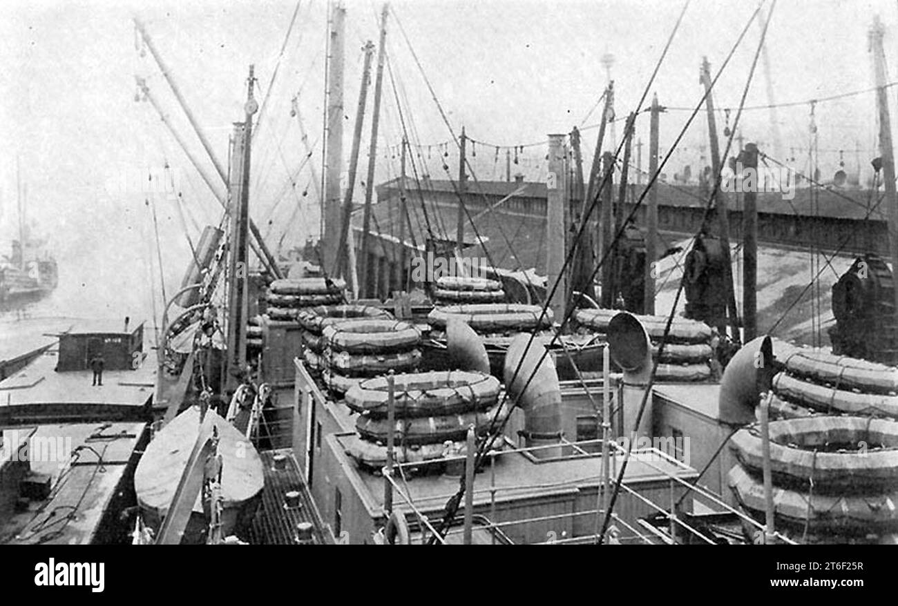 Uss panaman hi-res stock photography and images - Alamy