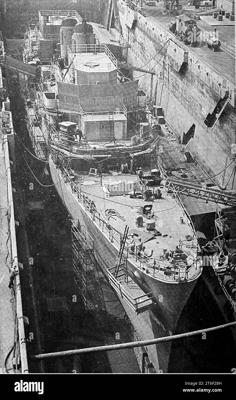 USS Parsons (DD-949) under conversion to a guided missile destroyer at ...