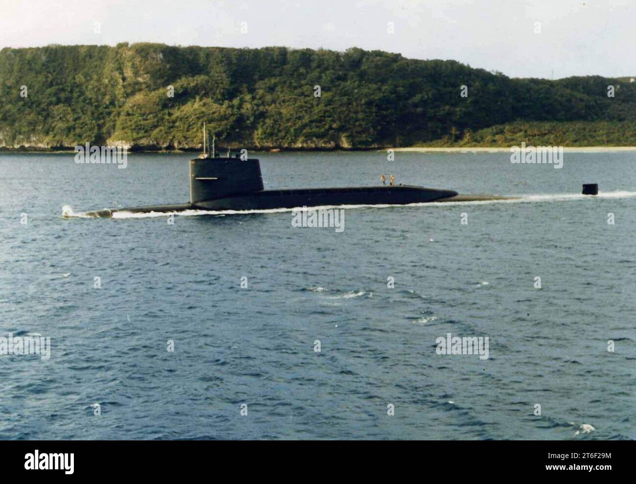USS Patrick Henry (SSBN-599) underway off Guam 1976 Stock Photo - Alamy