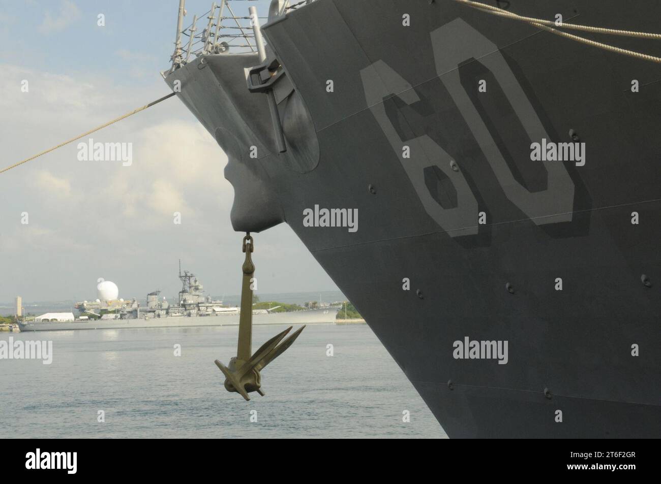 USS Paul Hamilton departs Joint Base Pearl Harbor-Hickam 120921 Stock ...