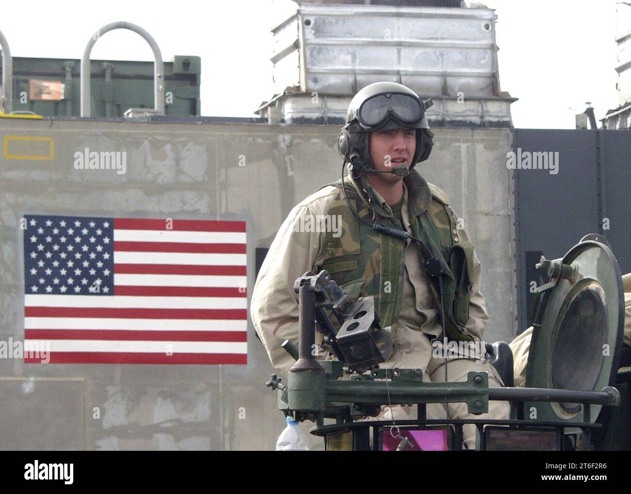 USS Peleliu - Marine, Jan. 8, 2002 Stock Photo - Alamy