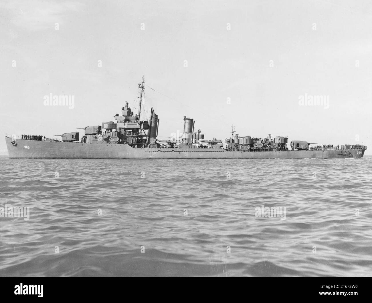 USS Phelps (DD-360) off San Francisco on 11 December 1942 Stock Photo ...