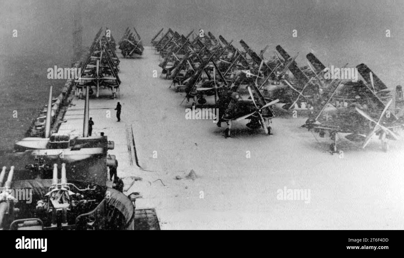 Nov 1950 Black and White Stock Photos & Images - Alamy