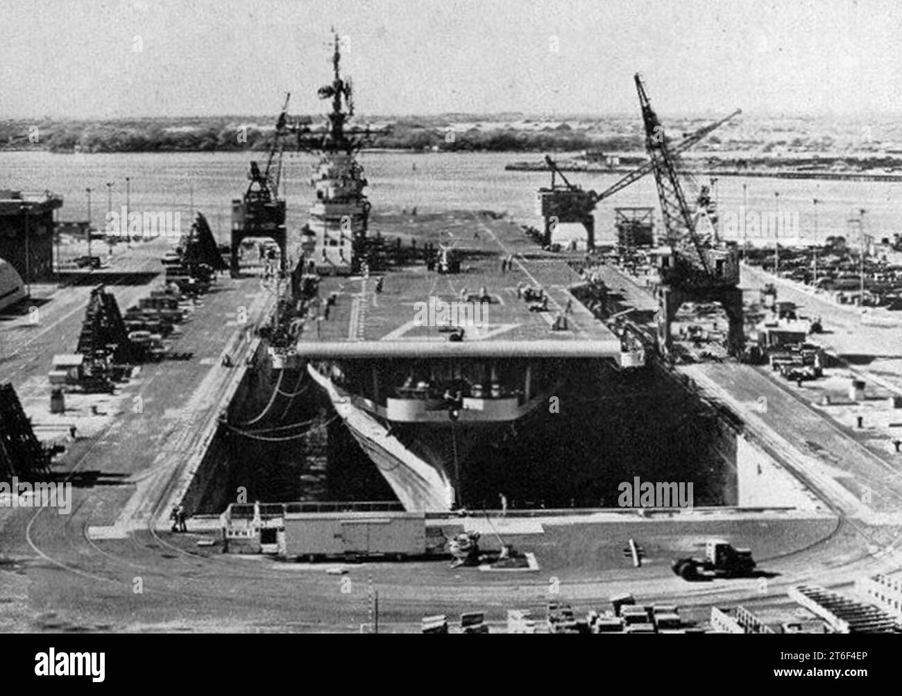 USS Philippine Sea (CV-47) at Pearl Harbor NS 1952 Stock Photo - Alamy