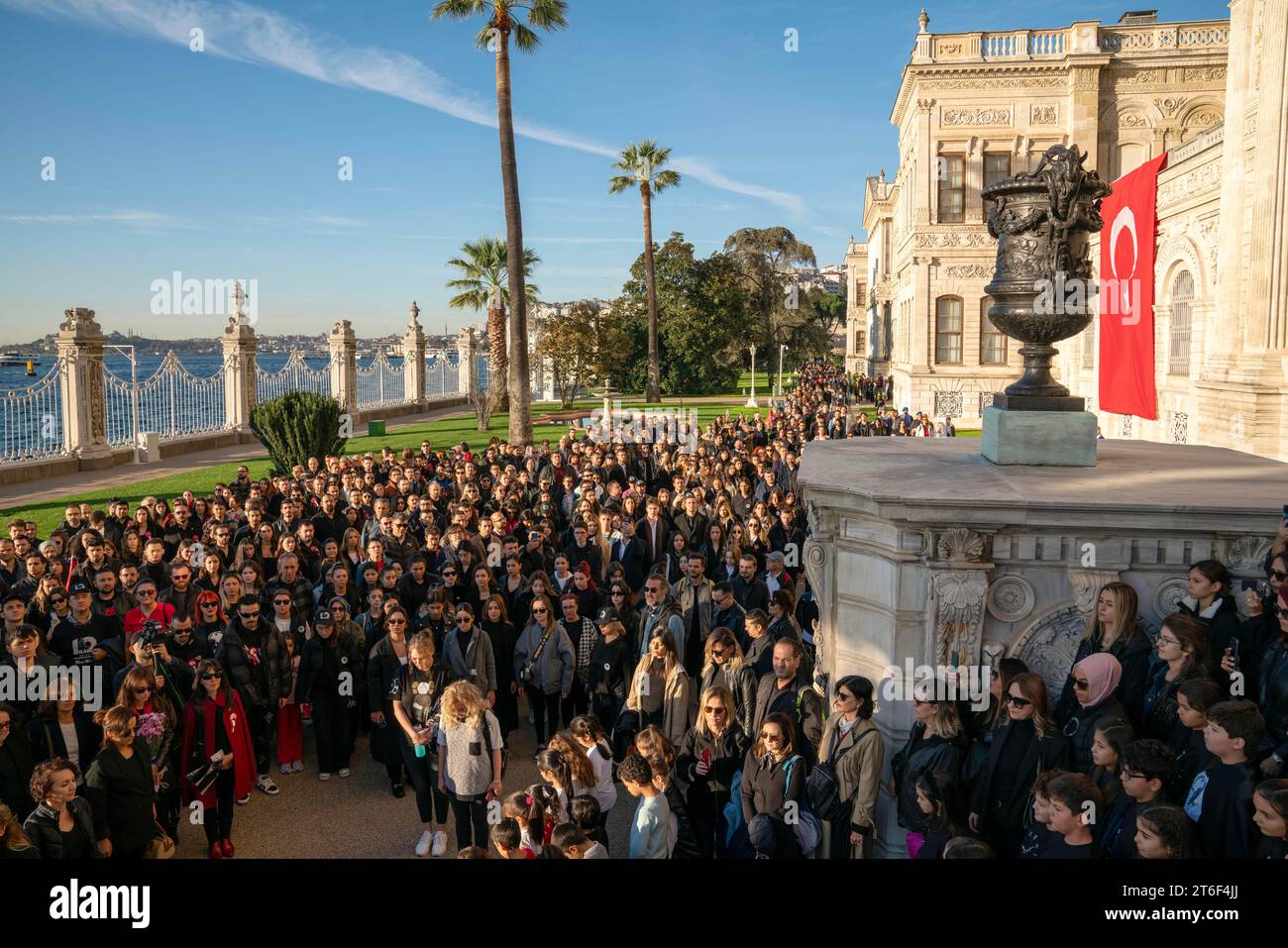 Besiktas, Istanbul, Turkey. 10th Nov, 2023. People observe a minute of ...
