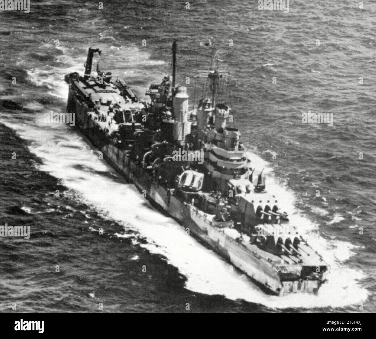 USS Pittsburgh (CA-72) underway after she lost her bow in June 1945 ...