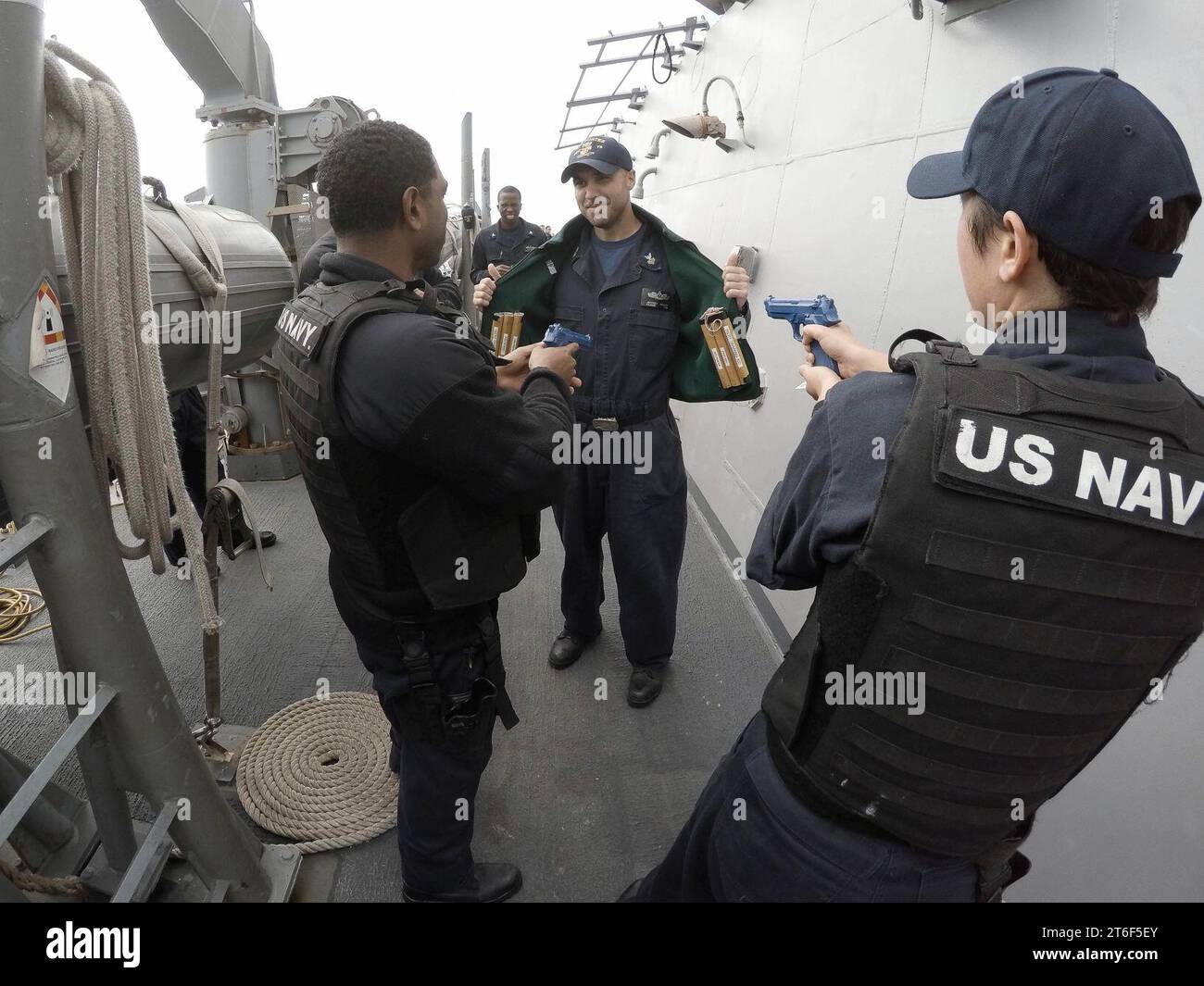 USS Porter action 151001 Stock Photo - Alamy
