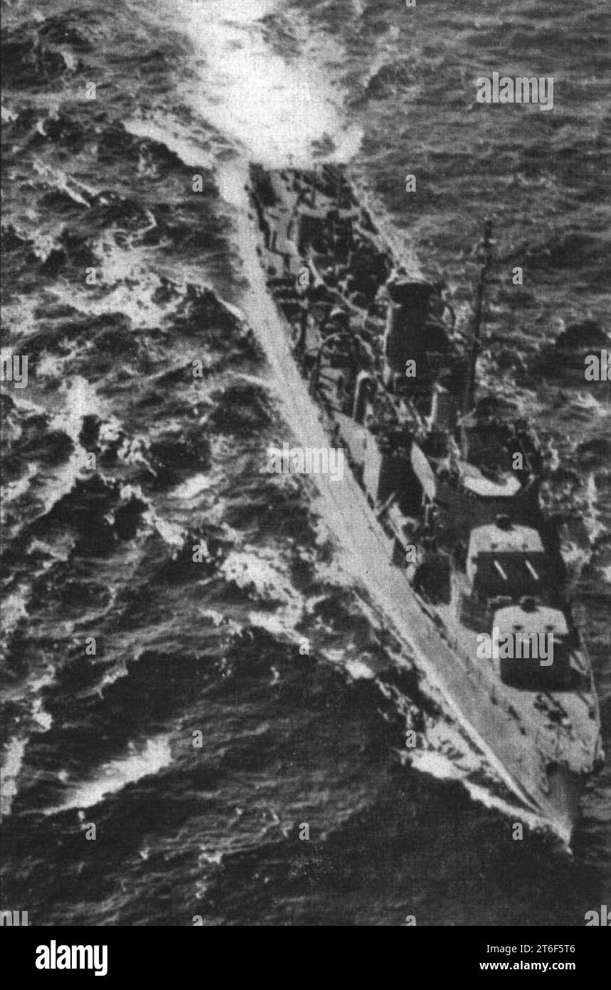 USS Power (DD-839) in the Med 1950 Stock Photo - Alamy