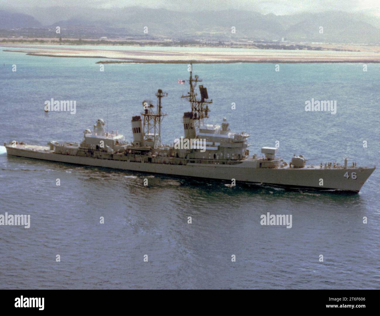 USS Preble (DDG-46) off Pearl Harbor 1983 Stock Photo - Alamy