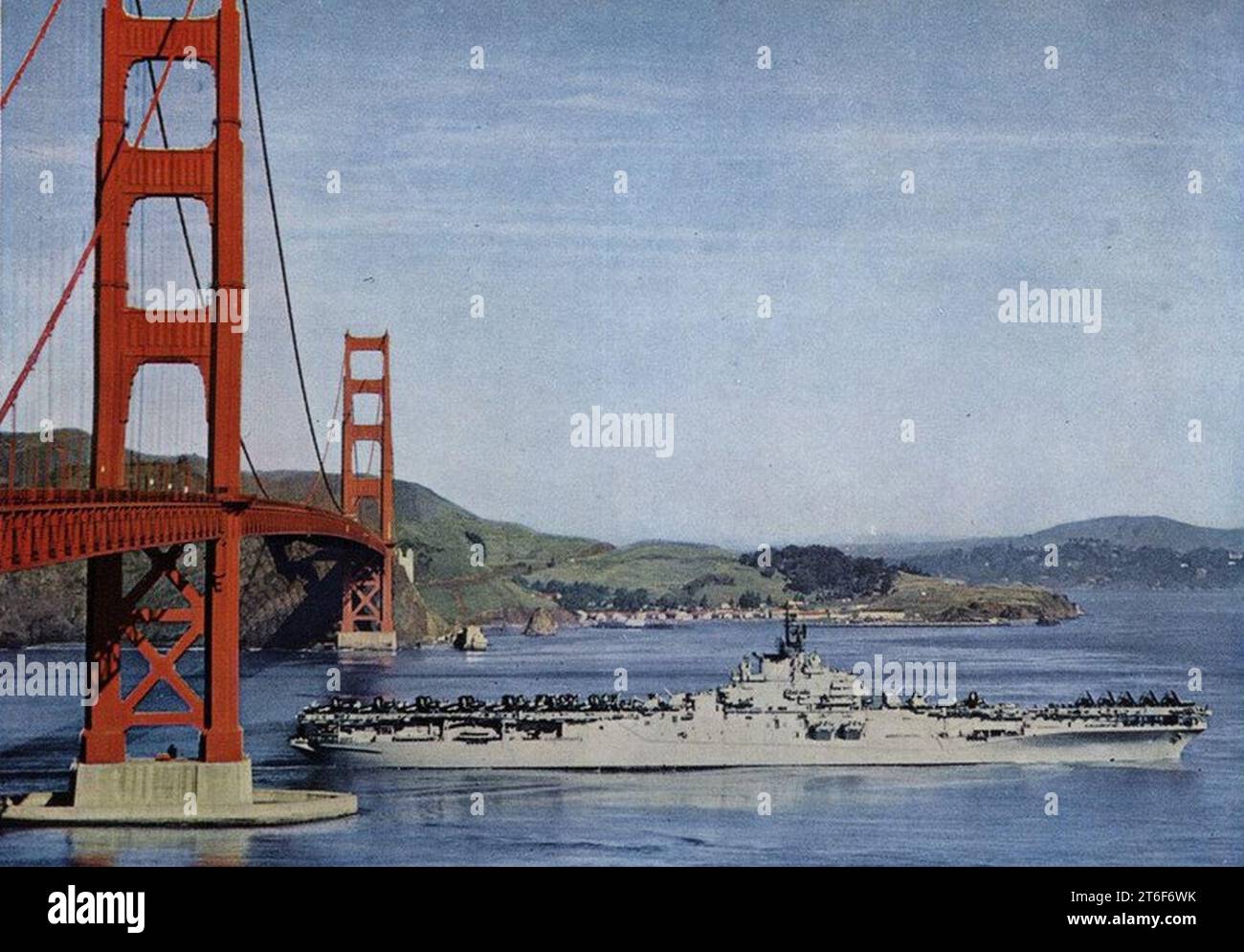 USS Princeton (CV-37) with Golden Gate Bridge c1948 Stock Photo - Alamy
