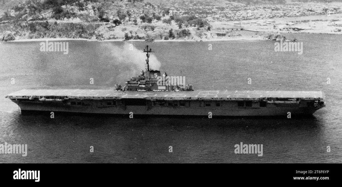 USS Princeton (LPH-5) at anchor in 1963 Stock Photo - Alamy
