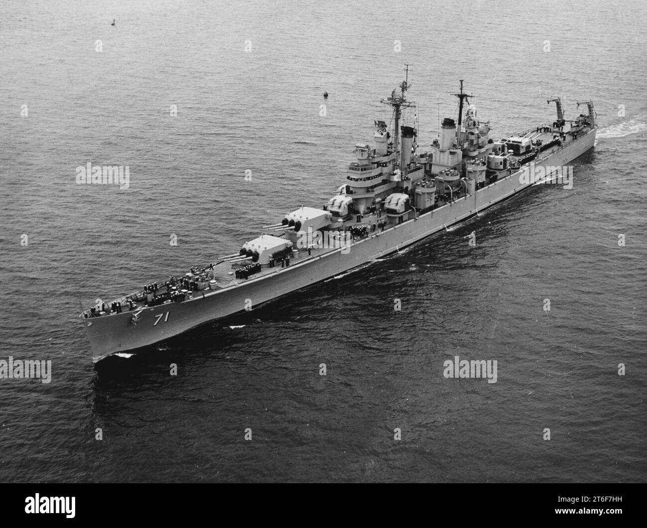 USS Quincy (CA-71) underway in the Pacific Ocean 1952-54 Stock Photo ...