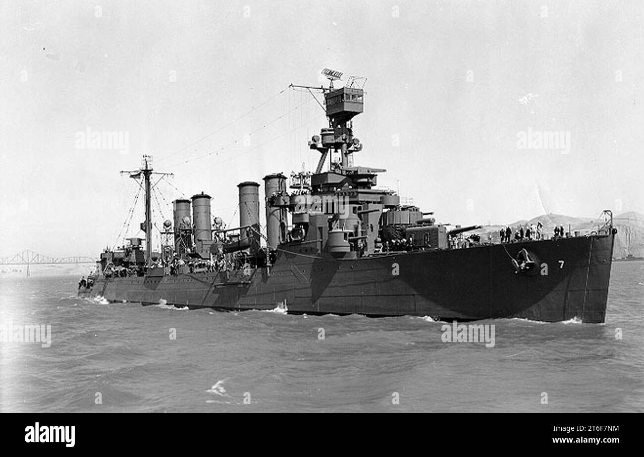 USS Raleigh (CL-7) off the Mare Island Naval Shipyard on 6 July 1942 ...