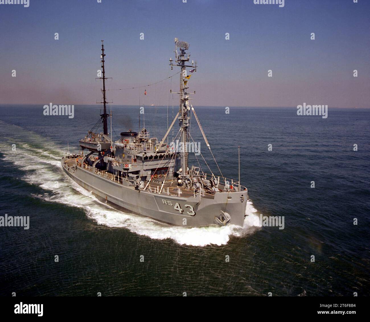 Uss recovery hi-res stock photography and images - Alamy