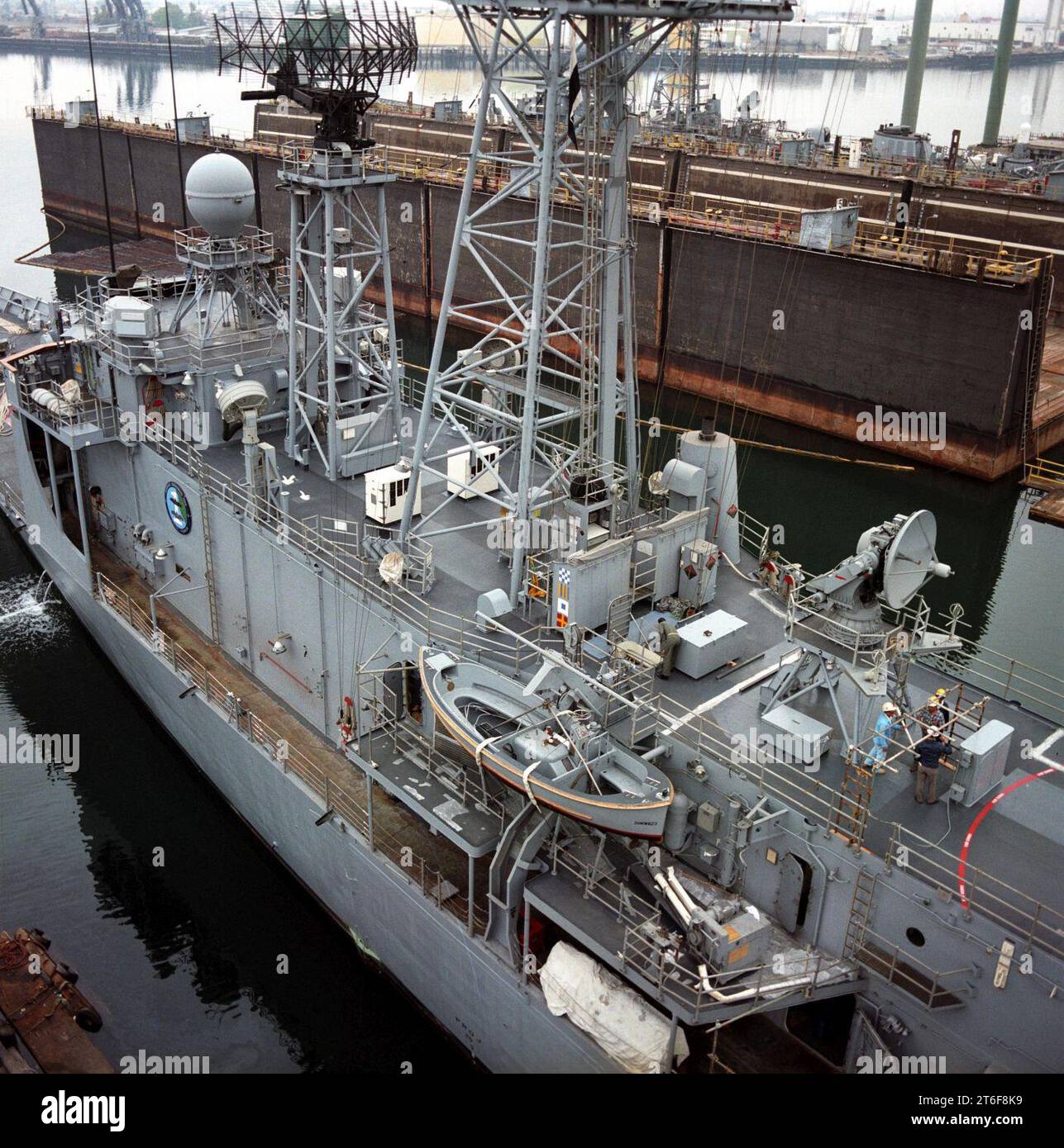 Amidships hi-res stock photography and images - Alamy