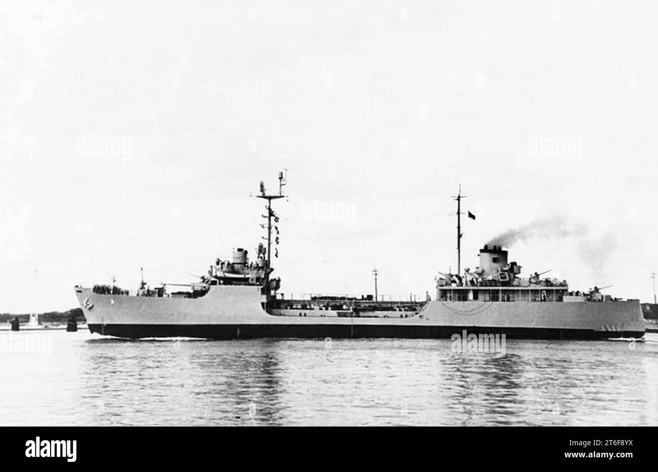 USS Rio Grande (AOG-3) underway Stock Photo - Alamy