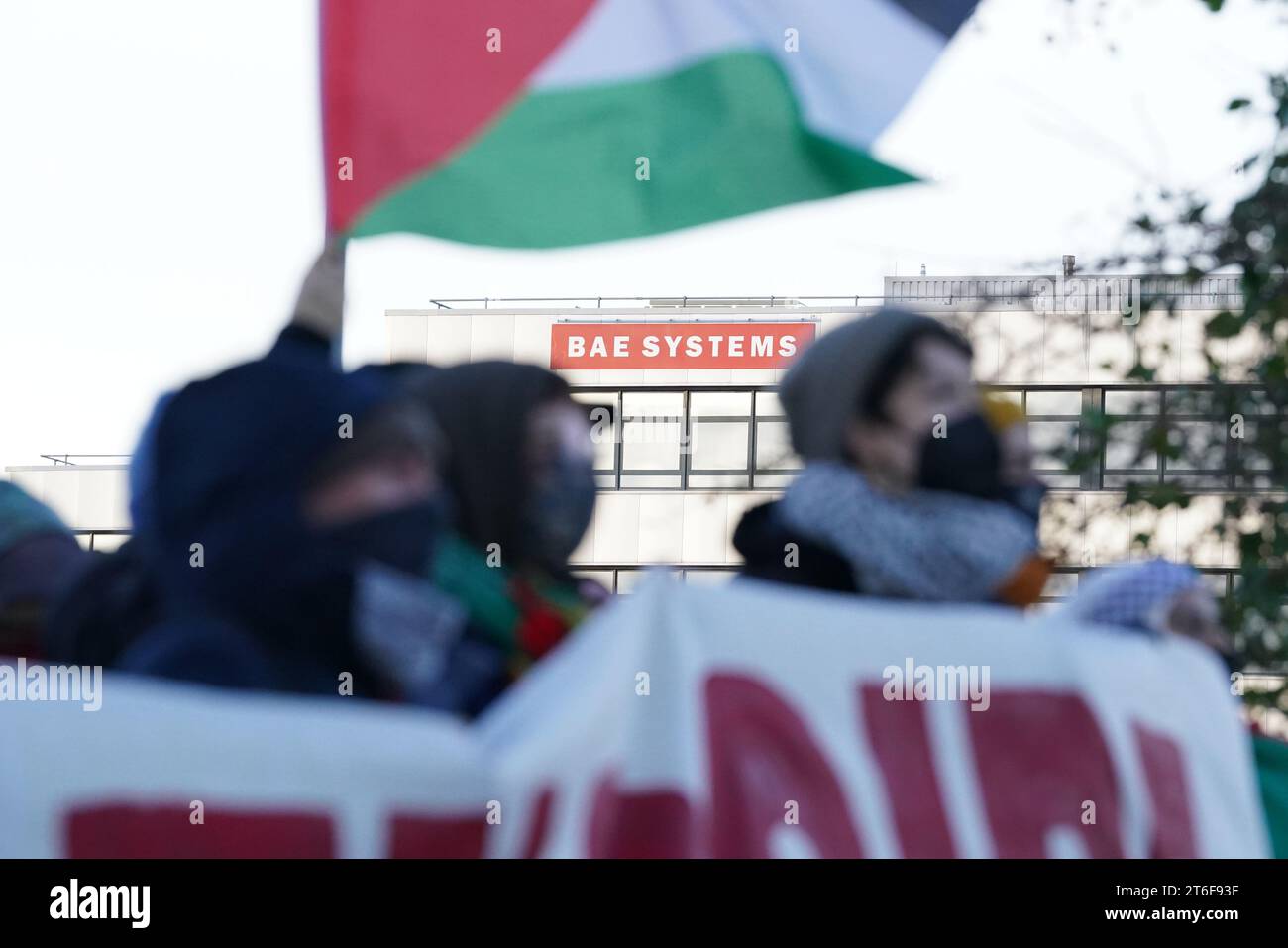 Trade unionists and protesters form a blockade outside weapons ...