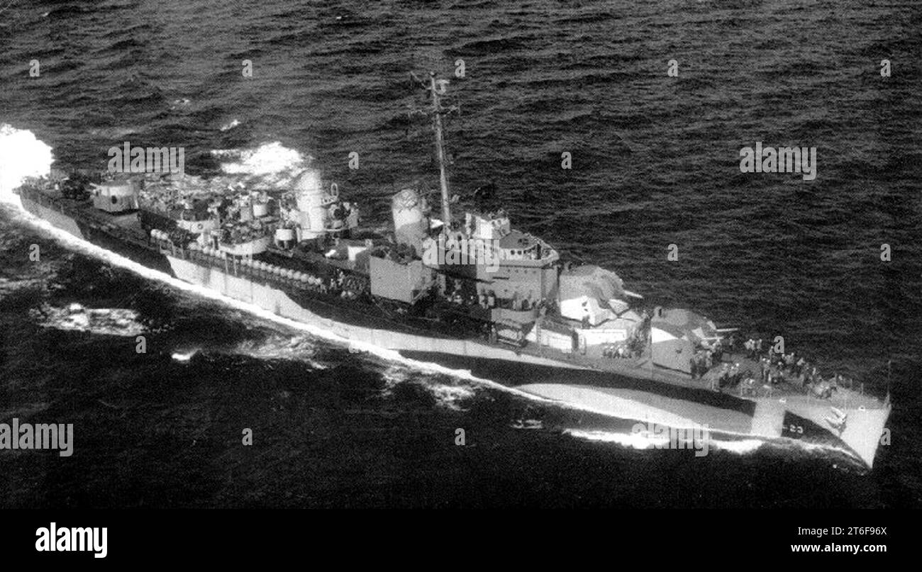 USS Robert H. Smith (DM-23) underway at sea, circa 1944 Stock Photo - Alamy