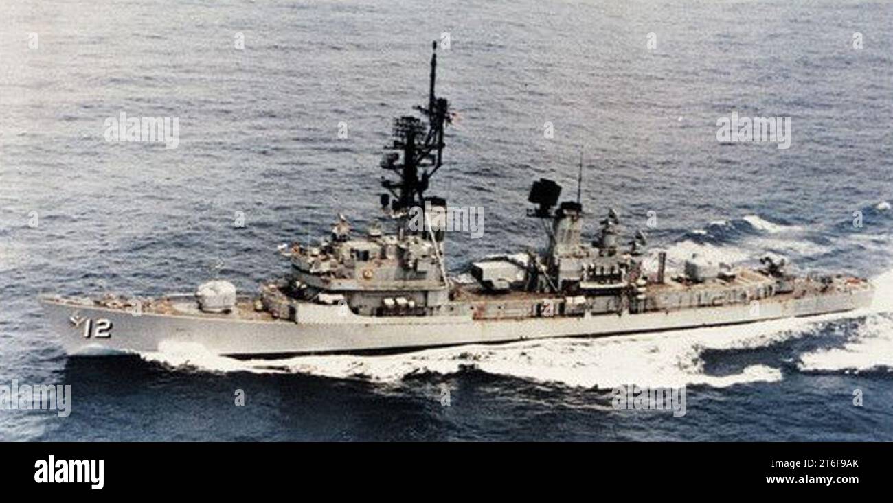 USS Robison (DDG-12) underway at sea, circa in 1978 Stock Photo - Alamy