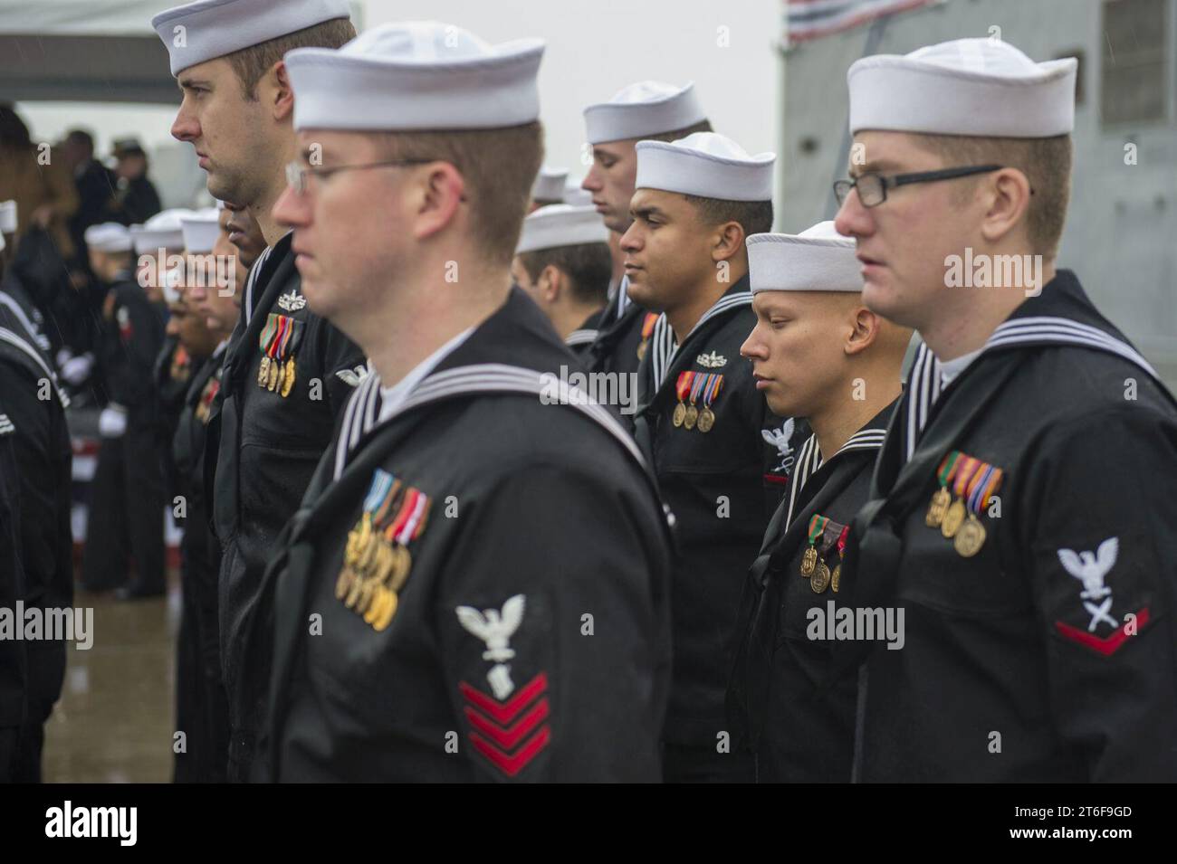USS Rodney M. Davis decommissions 150123 Stock Photo - Alamy