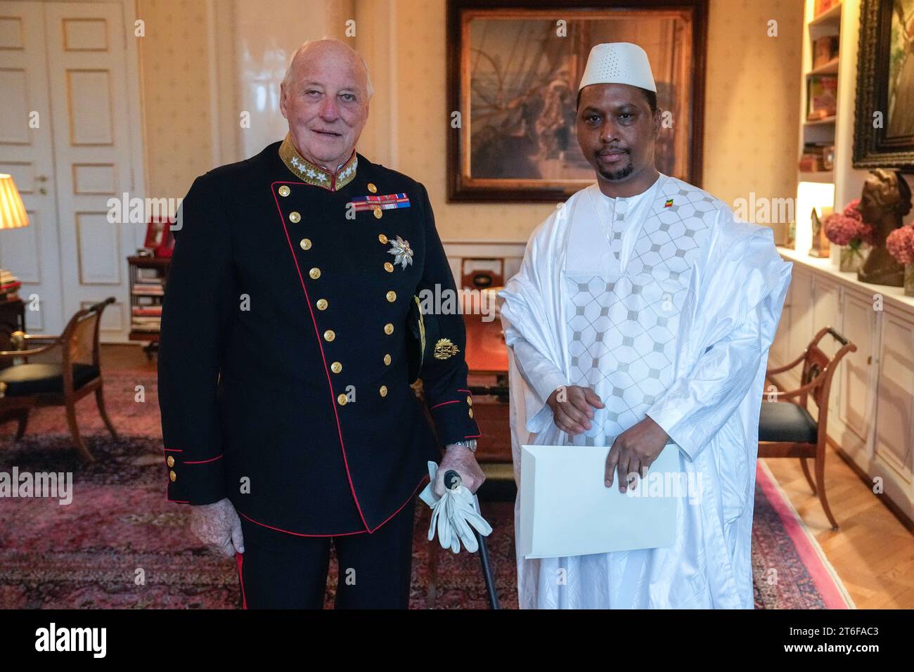 Oslo 20231109.King Harald receives Guinea's new ambassador, Aliou Barry ...