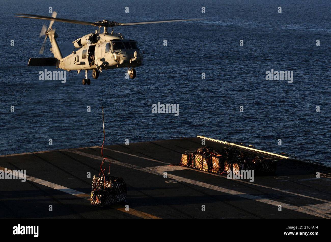 Uss ronald reagan united hi-res stock photography and images - Alamy