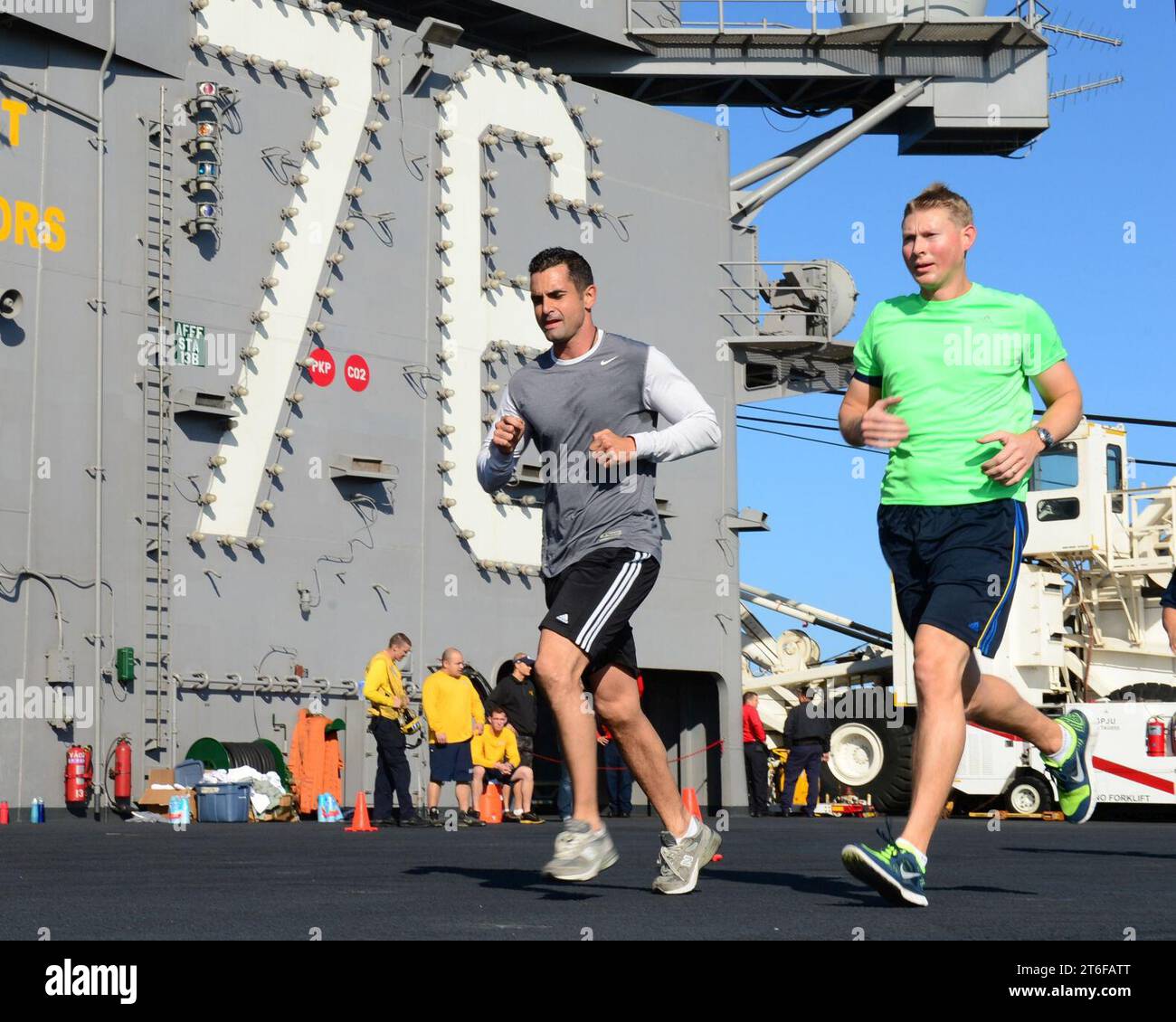 USS Ronald Reagan operations 131105 Stock Photo - Alamy