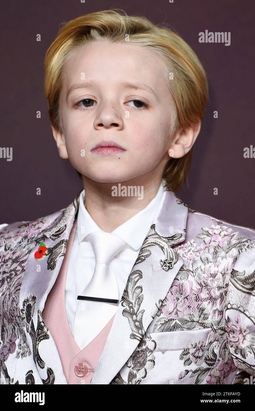 Dexter Sol Ansell bei der Premiere des Kinofilms The Hunger Games: The ...