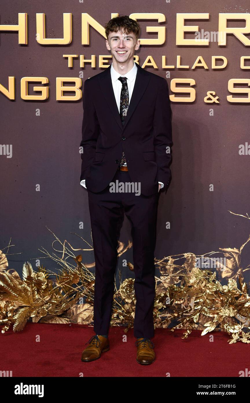 Scott Folan bei der Premiere des Kinofilms The Hunger Games: The Ballad ...