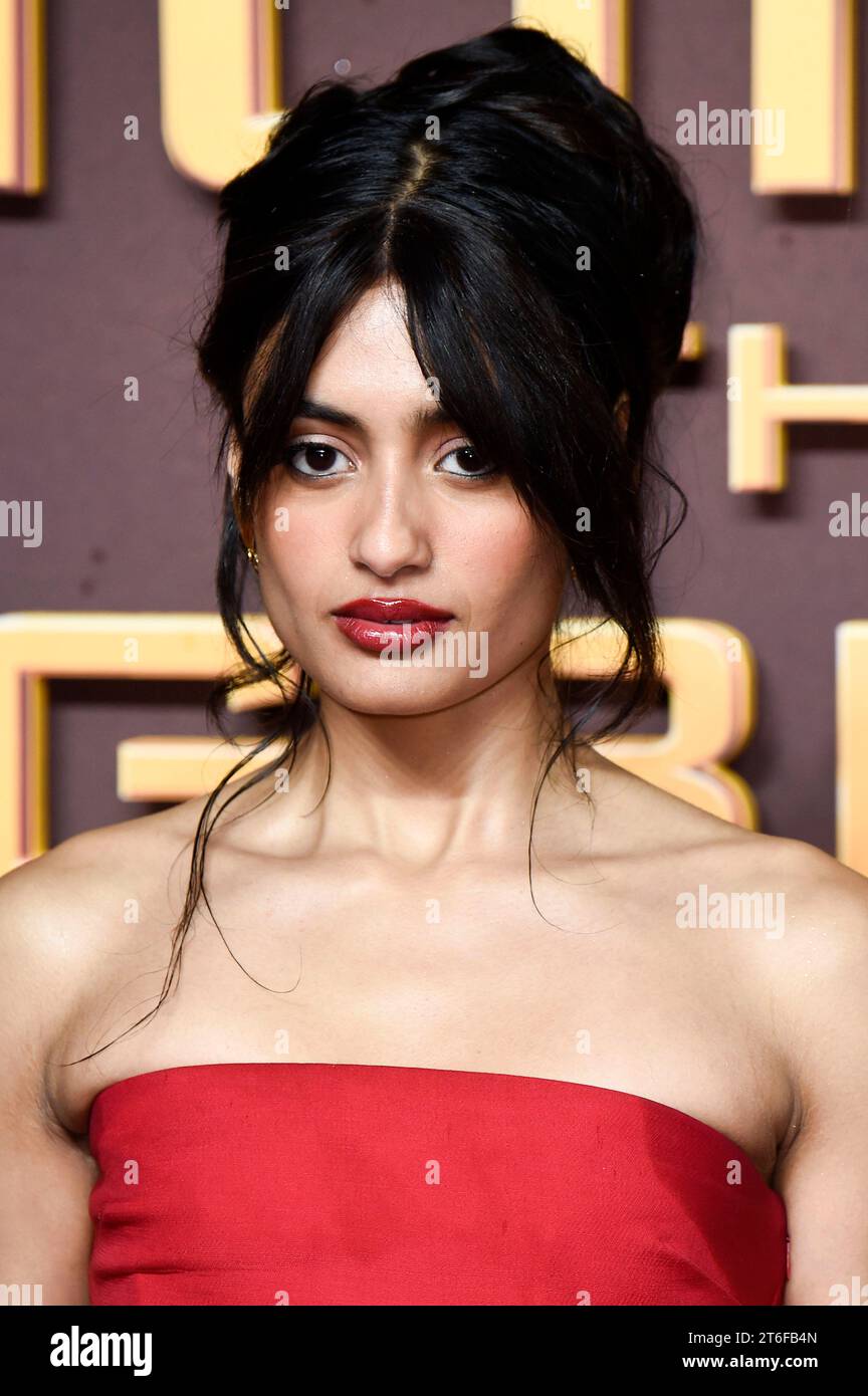 Sabrina Bahsoon bei der Premiere des Kinofilms The Hunger Games: The ...