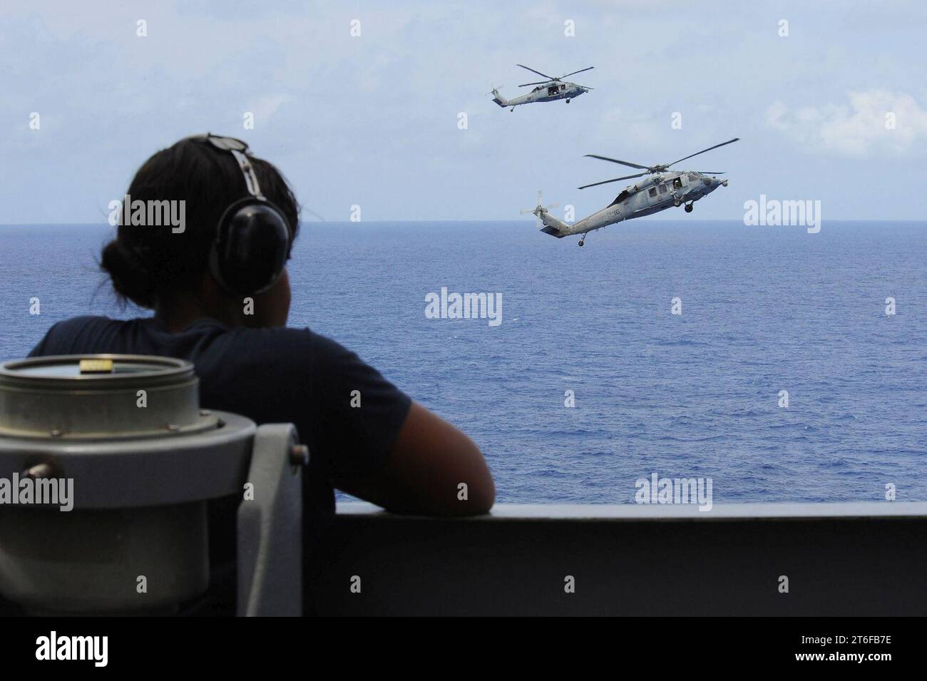 USS Ronald Reagan watchstander 140722 Stock Photo - Alamy