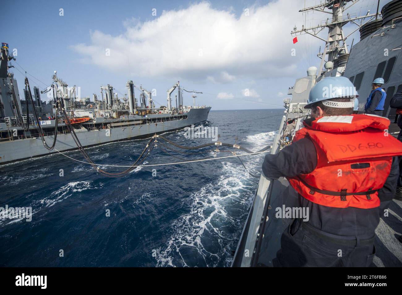 USS ROOSEVELT (DDG 80) 140323 Stock Photo - Alamy