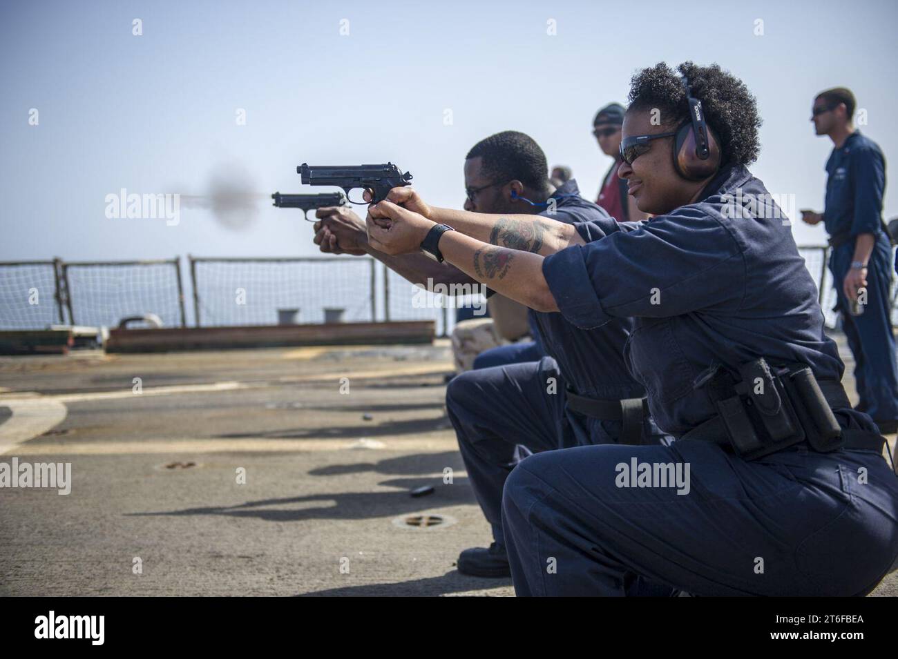 USS Roosevelt (DDG 80) 140509 Stock Photo - Alamy