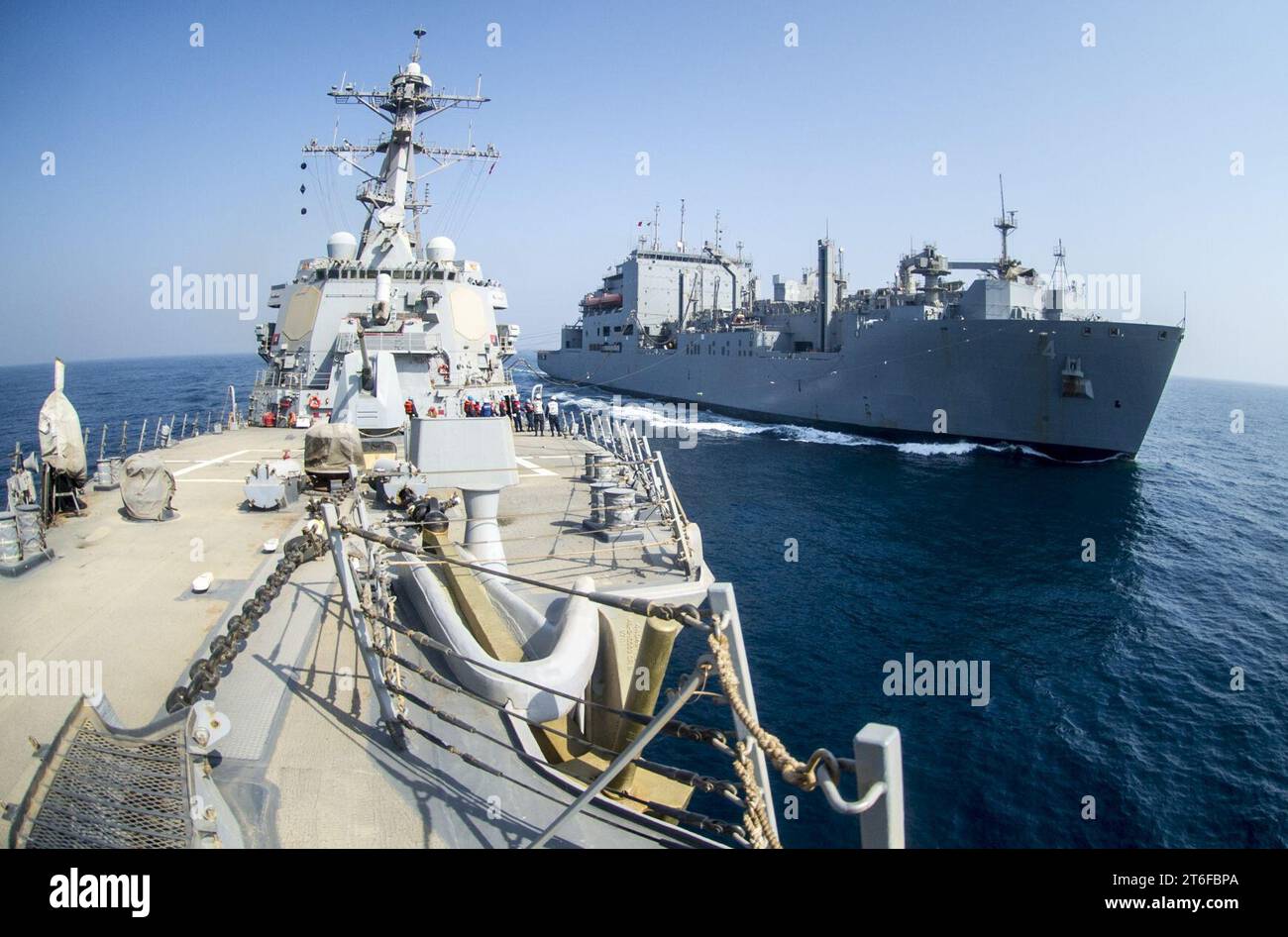 USS ROOSEVELT (DDG 80) 140719 Stock Photo - Alamy