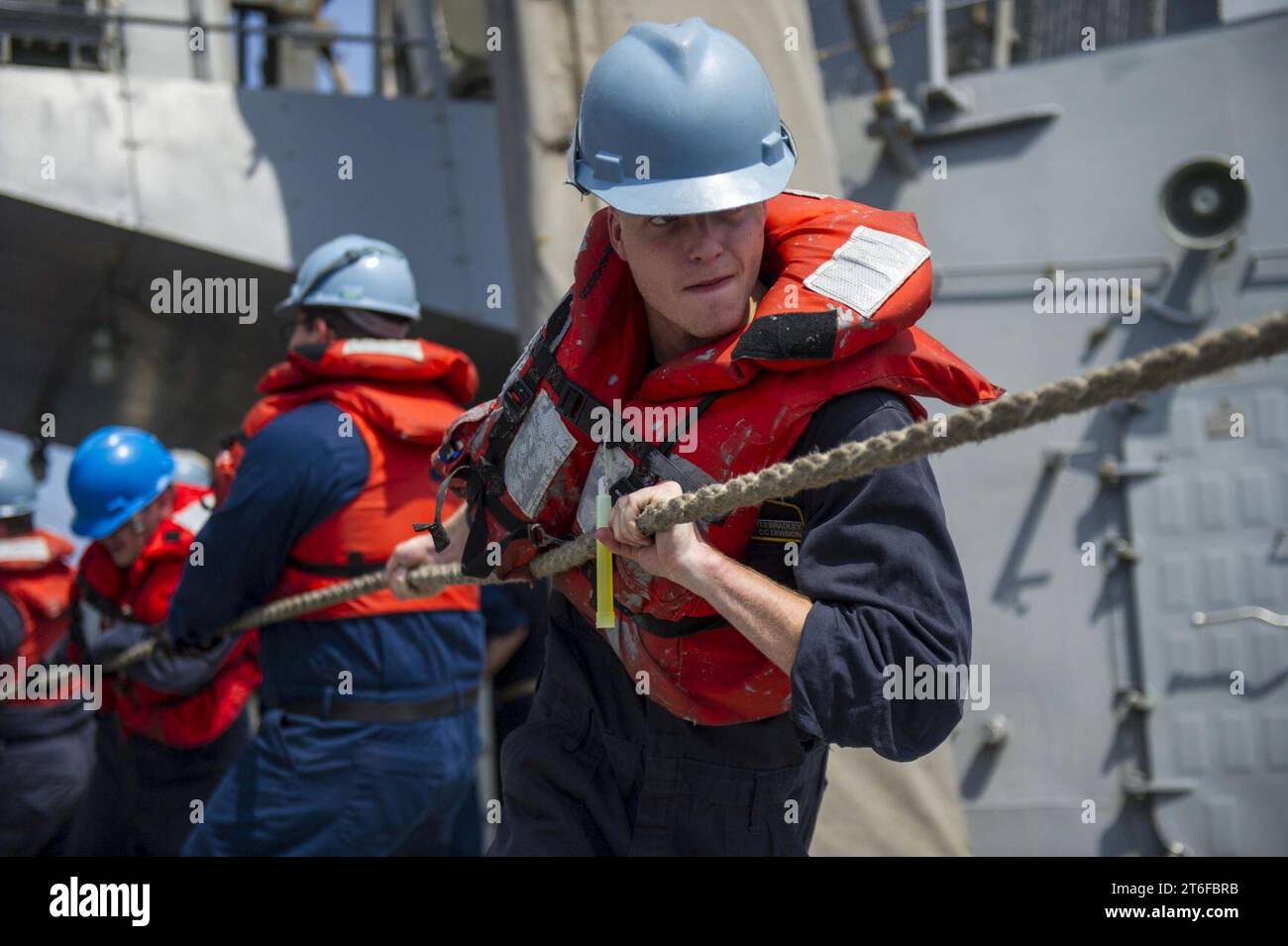 USS Roosevelt (DDG 80) 140824 Stock Photo - Alamy