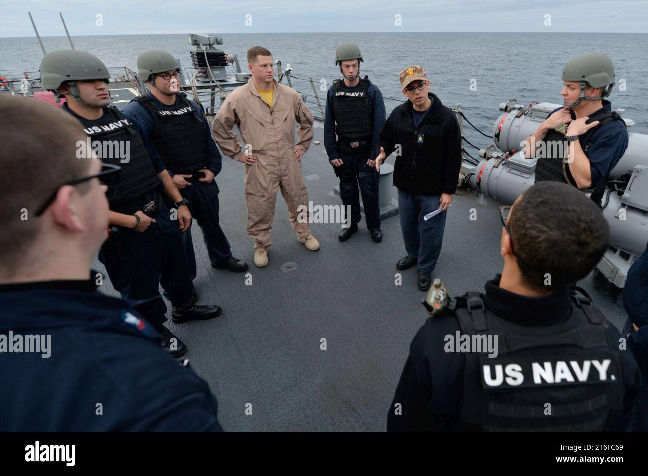 USS Ross 151019 Stock Photo - Alamy