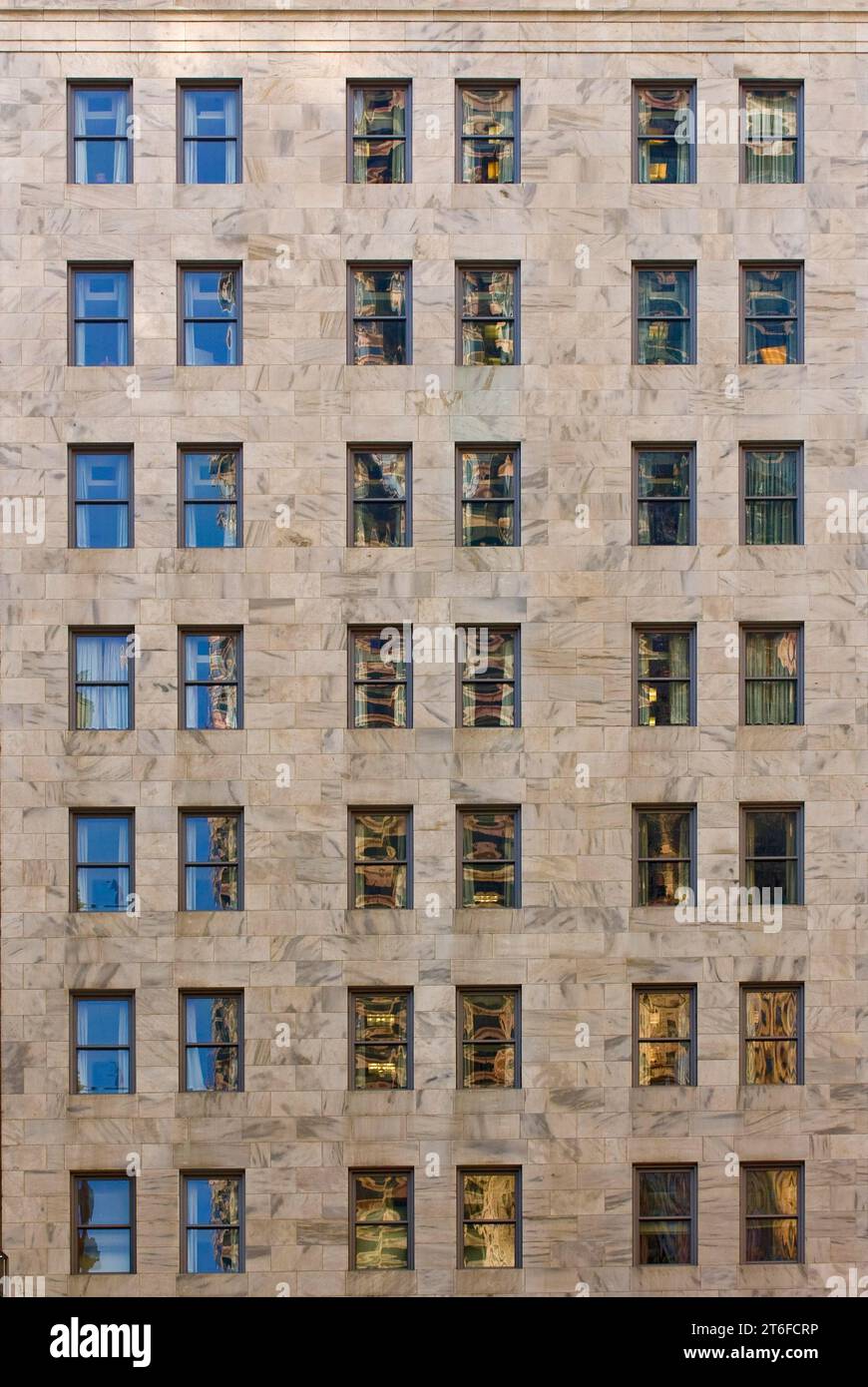 Estate facade hi-res stock photography and images - Alamy