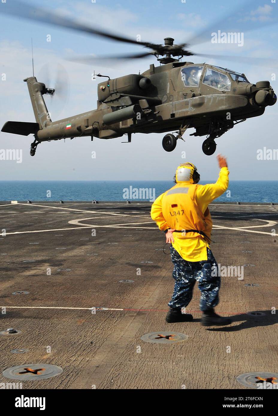 USS Rushmore 121111 Stock Photo - Alamy