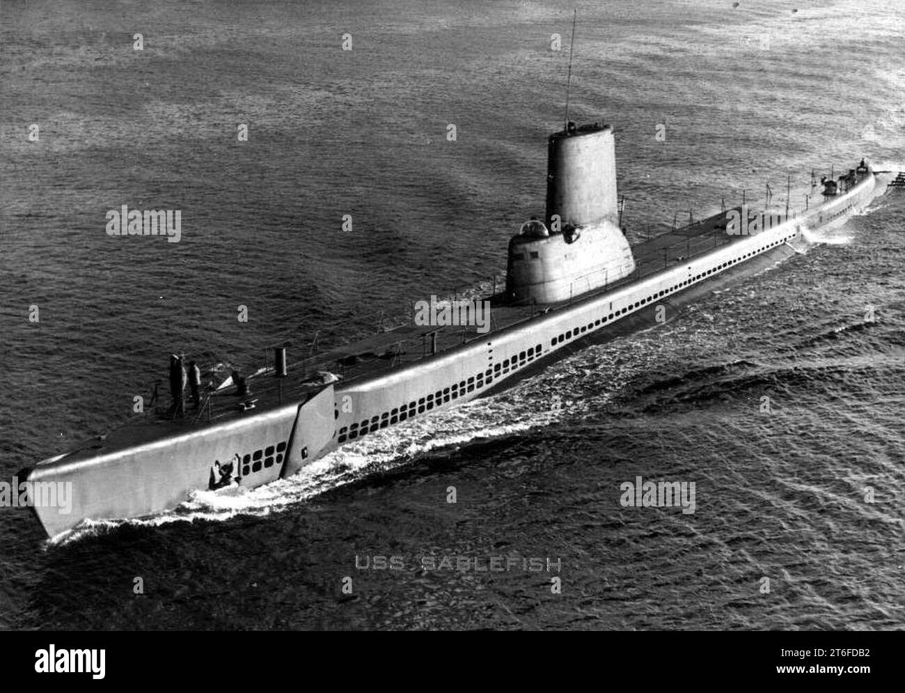 USS Sablefish (SS-303) underway in the 1950s Stock Photo - Alamy