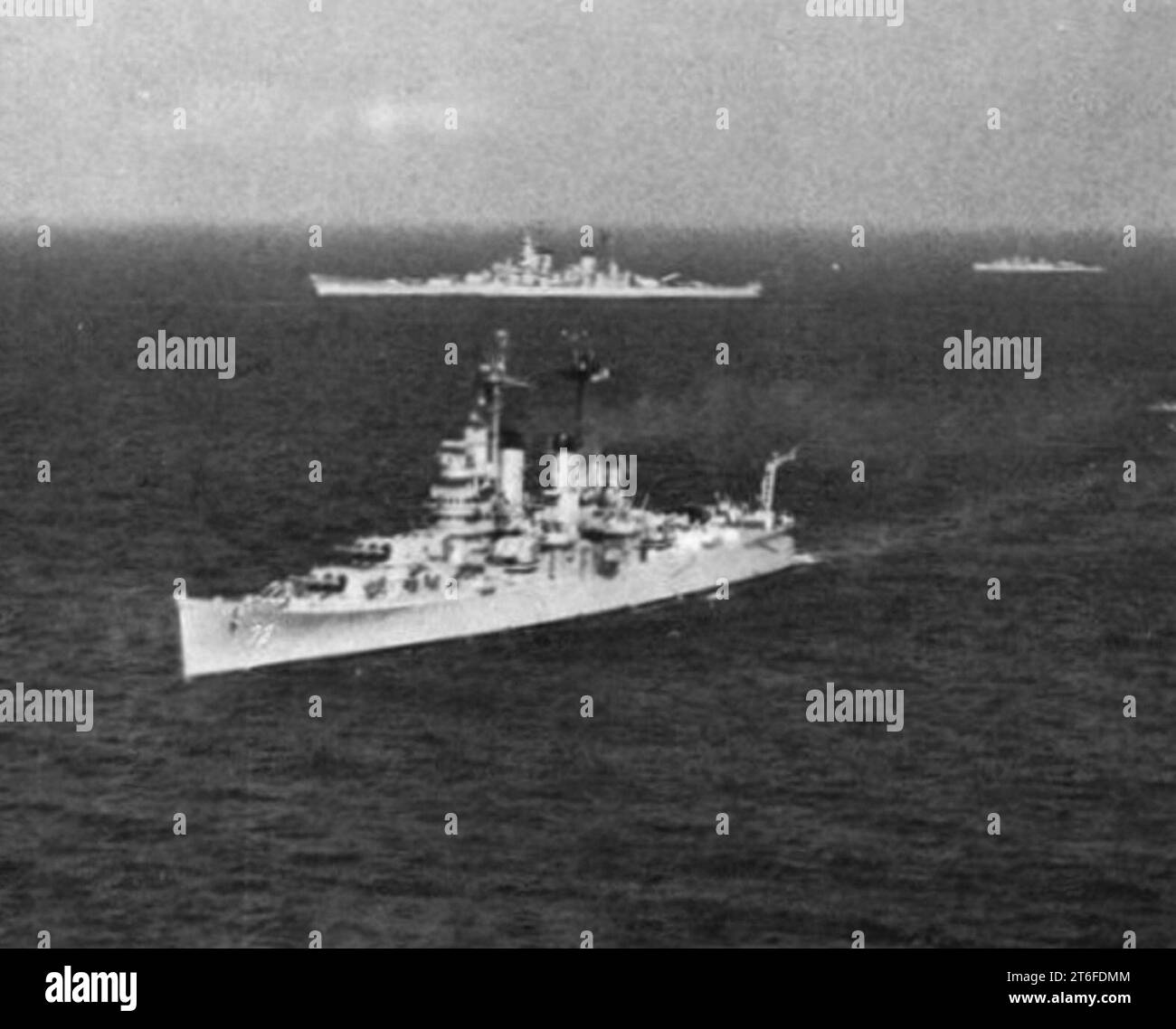 USS Saint Paul (CA-73) underway off Korea, in 1953 Stock Photo - Alamy