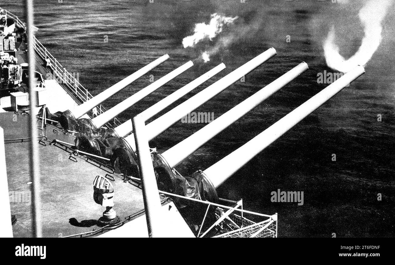 Uss salem hi-res stock photography and images - Alamy