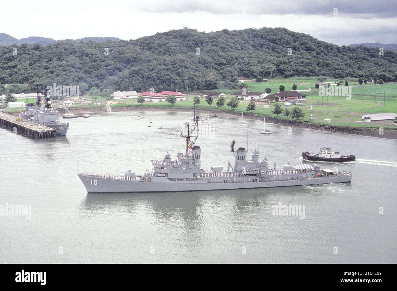 USS Sampson (DDG-10) and USS Nicholson (DD-982) at Panama in 1989 Stock ...