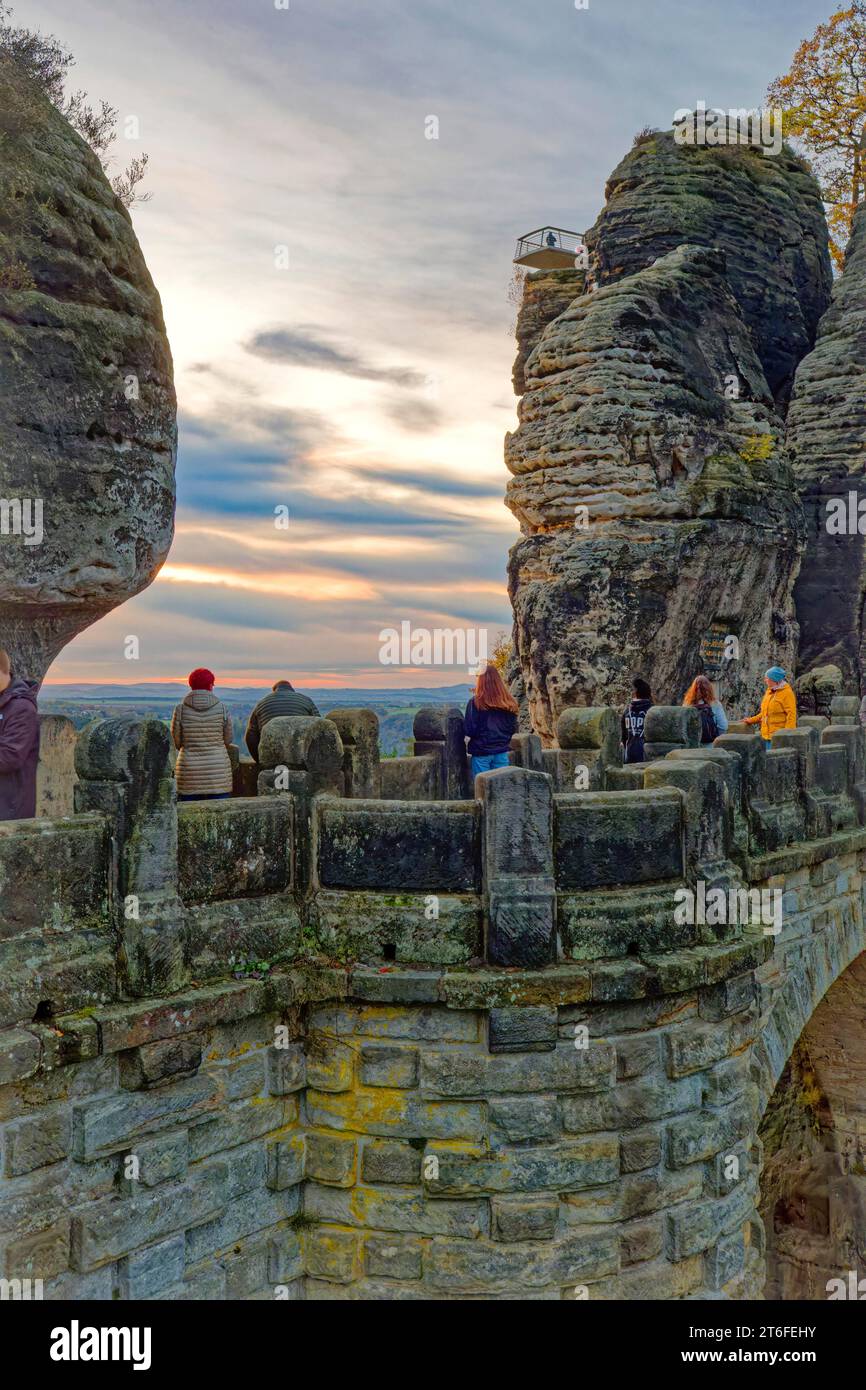 Evening atmosphere at the Bastei bridge, behind the new Bastei view ...