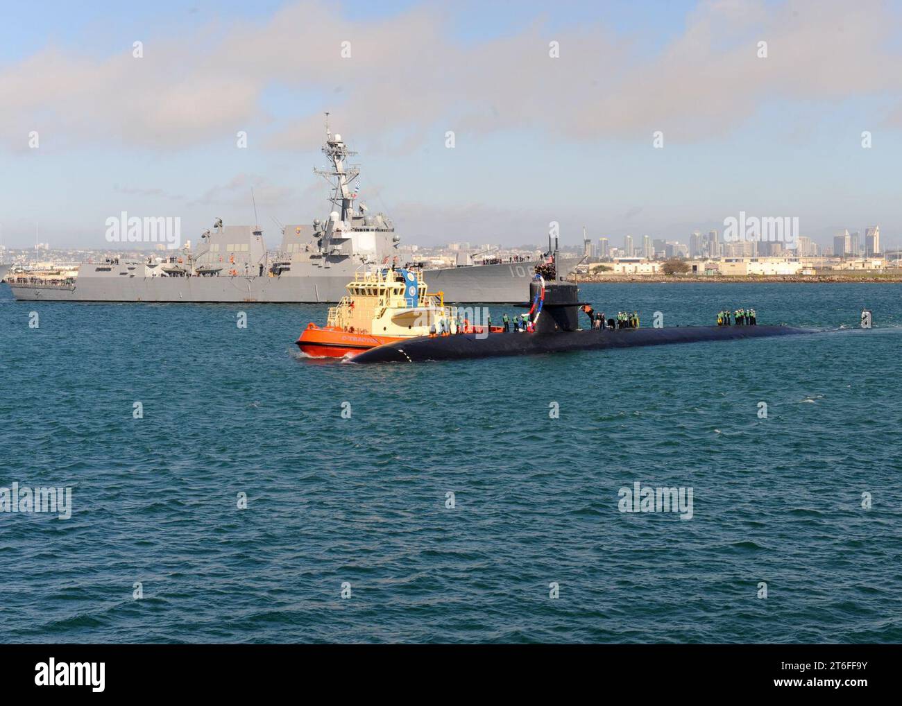USS San Diego operations 150209 Stock Photo - Alamy