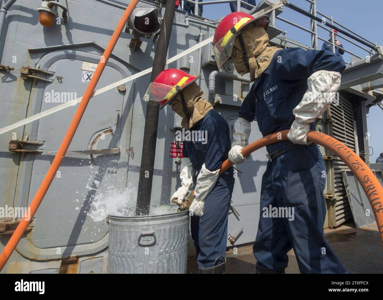 USS SAN JACINTO (CG 56) 130822 Stock Photo - Alamy