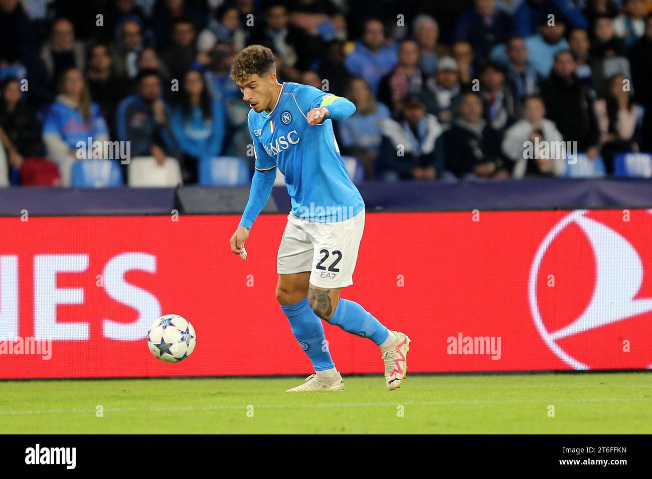 Giovanni Di Lorenzo of Ssc Napoli in action during the Uefa Champions ...