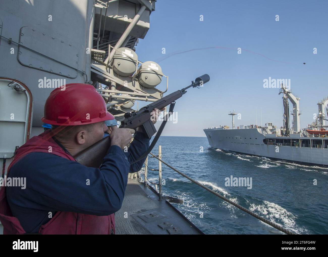 USS SAN JACINTO (CG 56) 131228 Stock Photo - Alamy